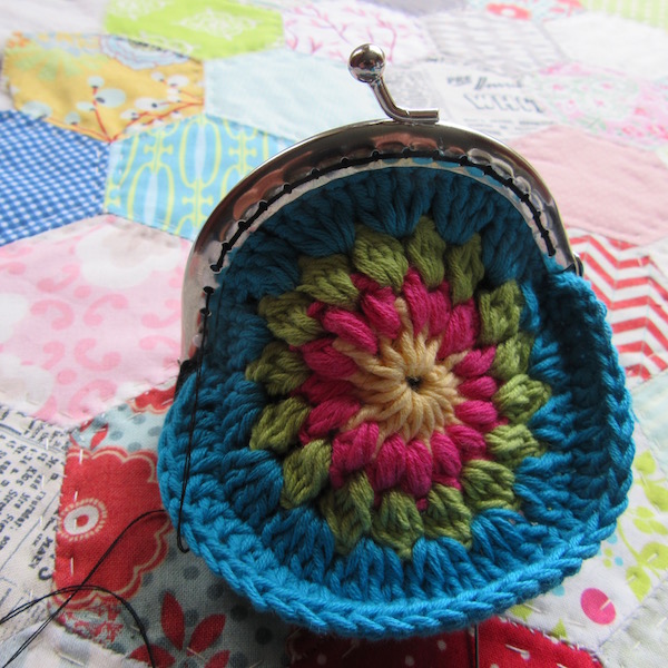 Small Crochet Purse Tutorial – RAINBOW HARE
